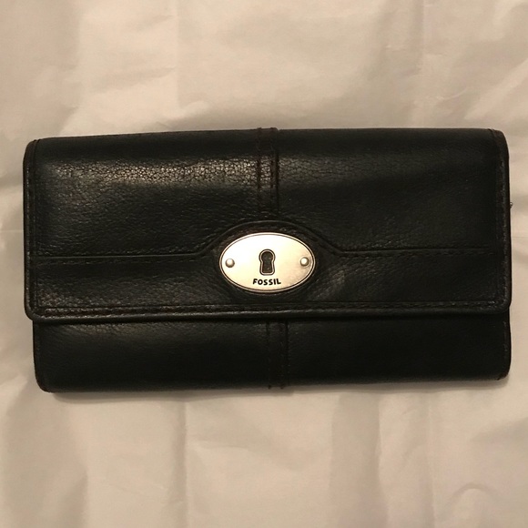 Fossil | Bags | Fossil Wallet | Poshmark